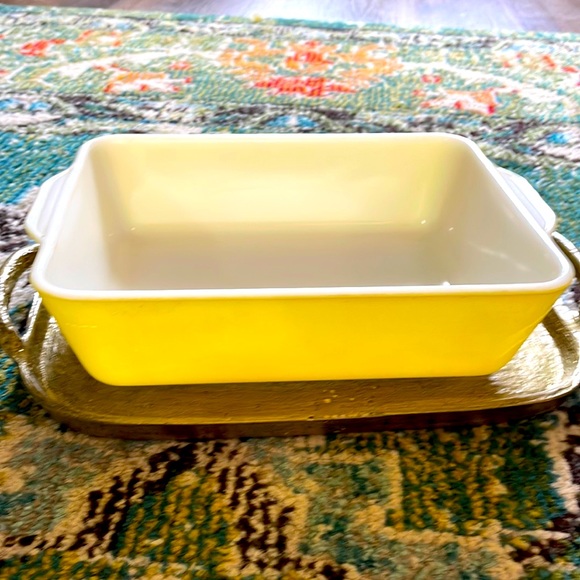 Pyrex | Kitchen | Vintage Pyrex Yellow Refrigerator Dish | Poshmark